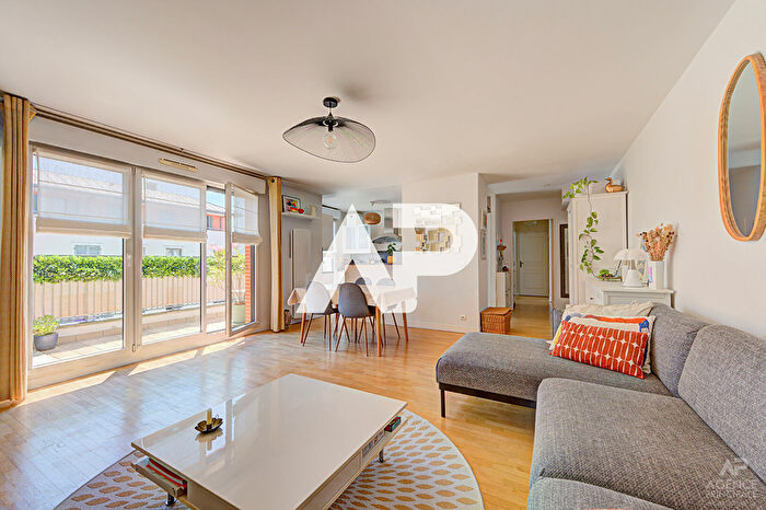 Rueil-Malmaison, Plaine Gare : Appartement 4 pièces à vendre