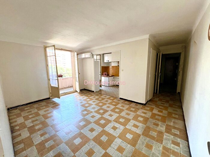 Appartement à vendre - Marseille e , Sainte-Marguerite - 4 pièces - 3 chambres