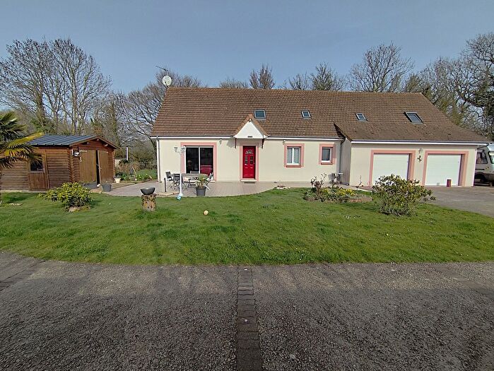 Maison à vendre - Saint-Victor-de-Chrétienville - 7 pièces - 6 chambres