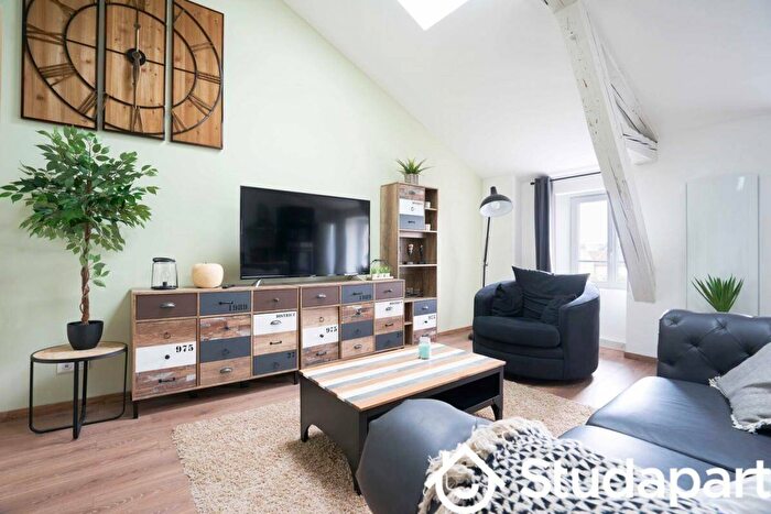 Appartement à louer - Saint Fiacre-Trois Maisons, Nancy - 1 pièce - 2 chambres