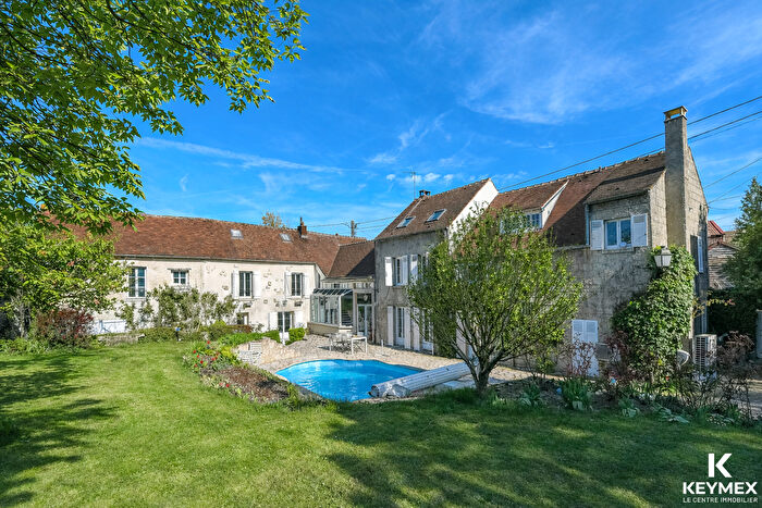 Maison 15 pièces à Villiers-Adam, à vendre