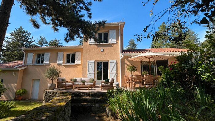 Maison 6 pièces à Salvizinet, à vendre