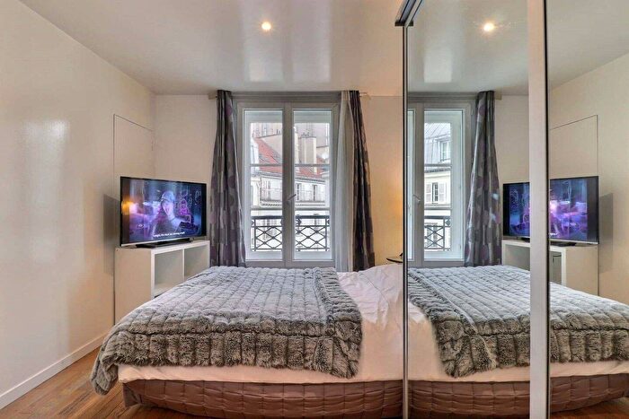 Appartement à louer - Saint Philippe du Roule, Paris ème arrondissement - 1 pièce