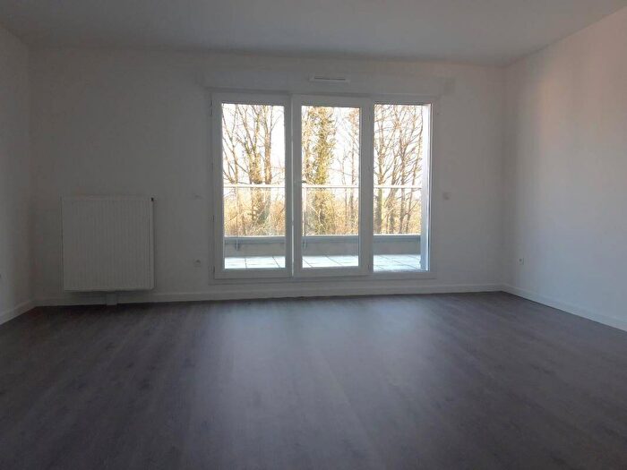 Val dAvre, Amiens - Appartement 4 pièces à louer