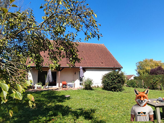 Maison à vendre - Nogent-sur-Seine - 6 pièces - 3 chambres