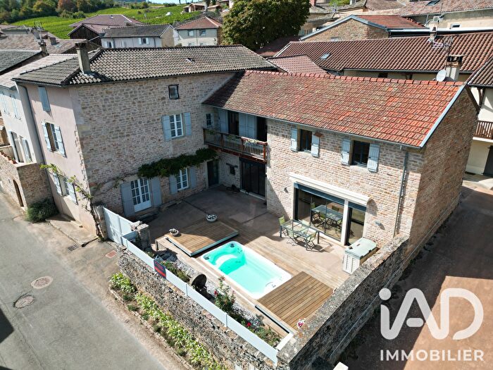 Maison 10 pièces à vendre à Solutré-Pouilly