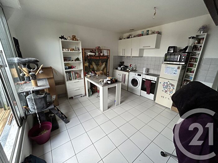 Appartement à vendre - Fougères, Centre-ville, Urbanistes - 2 pièces - 1 chambre