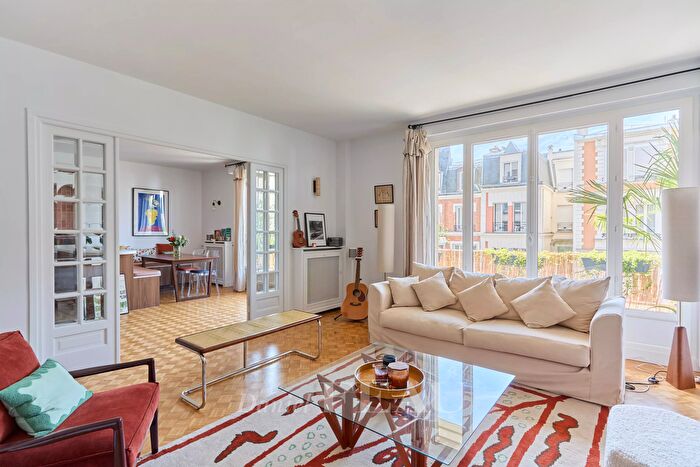 Appartement 6 pièces à Paris 16ème, Porte de Saint-Cloud, Auteuil-Sud, à louer