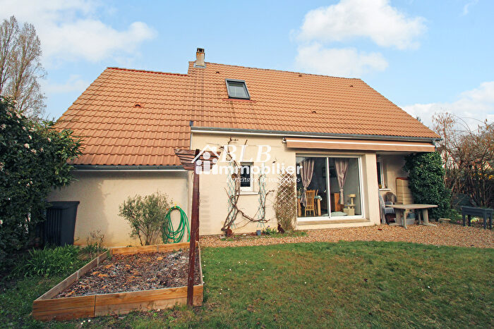 Maison à vendre - Le Perray-en-Yvelines - 6 pièces - 4 chambres