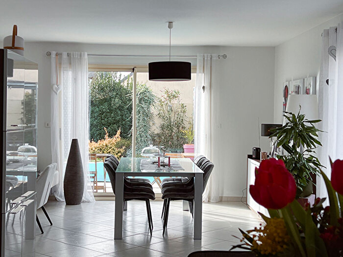 Maison à vendre - Andard - 6 pièces - 4 chambres