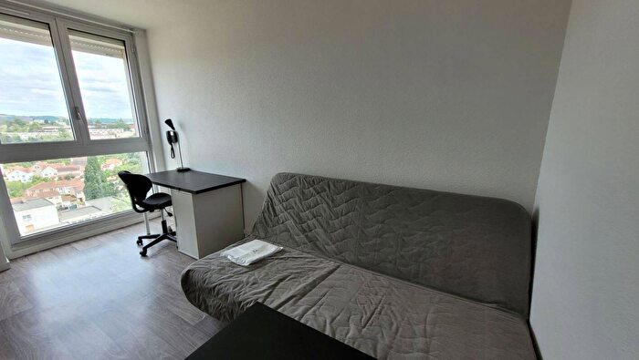 Appartement 1 pièce à louer à Cité Bretonnie-Chatelet-Favieres-Conches, Montluçon