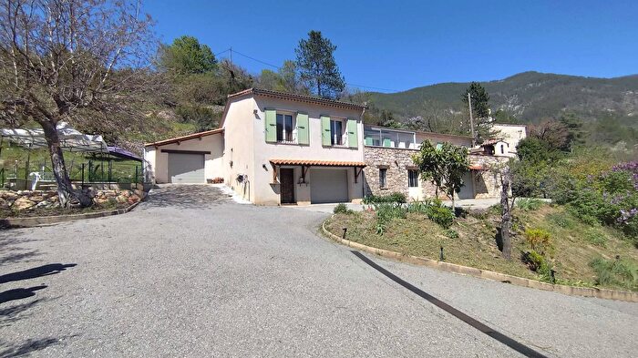 Puget-Théniers : Maison 5 pièces à vendre