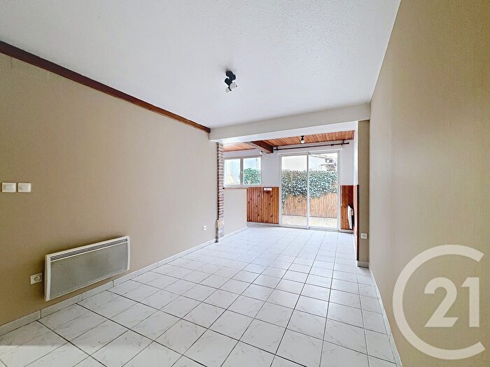 Appartement à louer - Villeneuve-sur-Lot, Sainte-Catherine - 2 pièces - 1 chambre