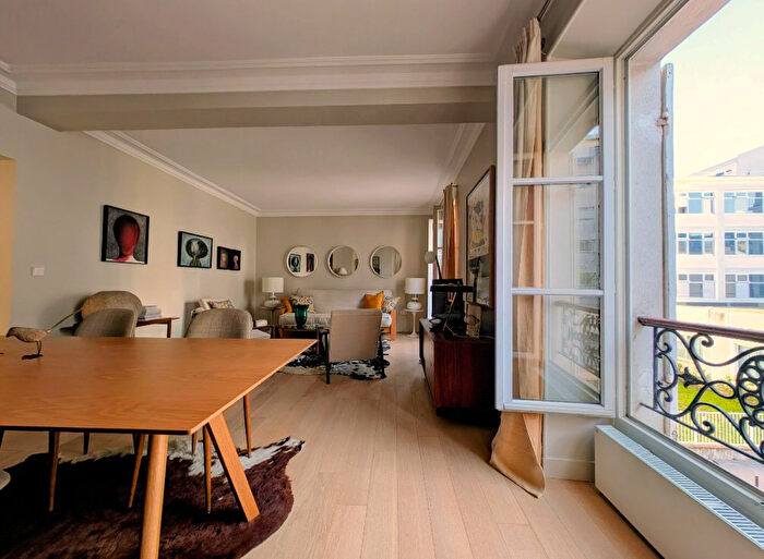 Appartement 3 pièces à vendre à Paris 11ème, République, Saint-Ambroise