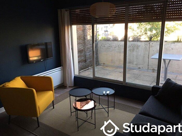 Appartement à louer - Abbaye, Grenoble - 1 pièce