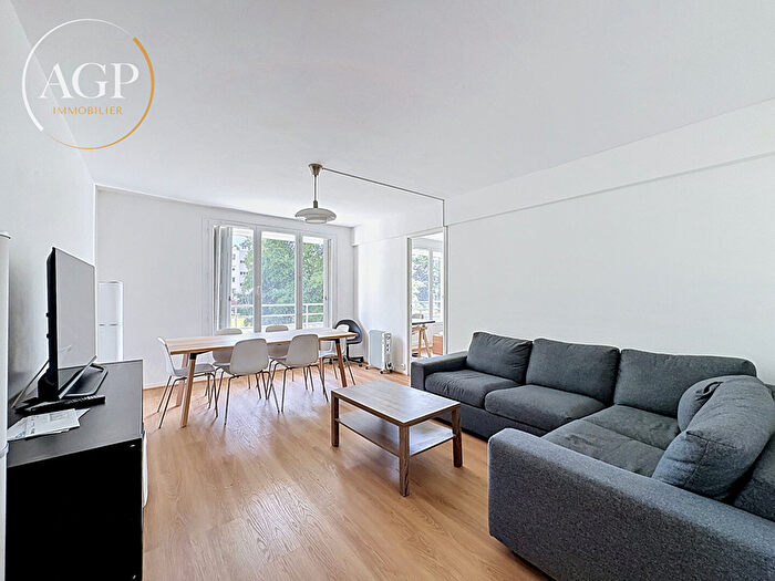 Appartement à louer - Orléans, La Croix Saint-Marceau, La Mouillère, Pré Pinson - 5 pièces - 4 chambres