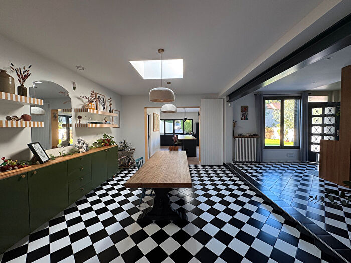 Maison à vendre - Vélizy-Villacoublay, Vélizy le Bas - 5 pièces - 4 chambres