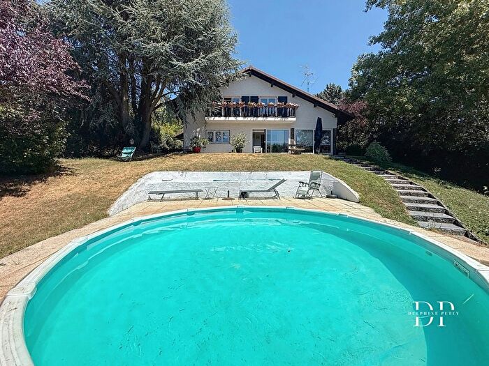 Maison à vendre - Vétraz-Monthoux - 8 pièces - 5 chambres