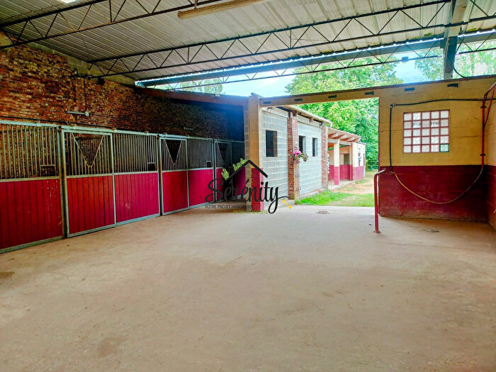 Maison à vendre - Bus - 7 pièces - 4 chambres