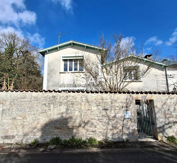 Maison à vendre - Saint-Symphorien - 5 pièces - 3 chambres