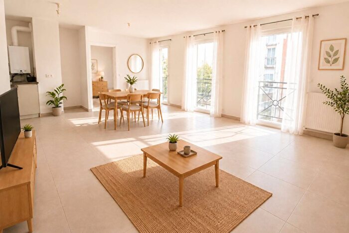 Trappes, Village, Cité Nouvelle : Appartement 3 pièces à louer