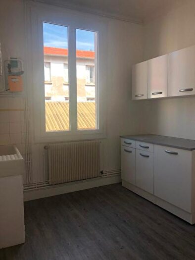 Appartement à louer - Saint-Étienne, Jacquard, Préfecture - 3 pièces - 2 chambres