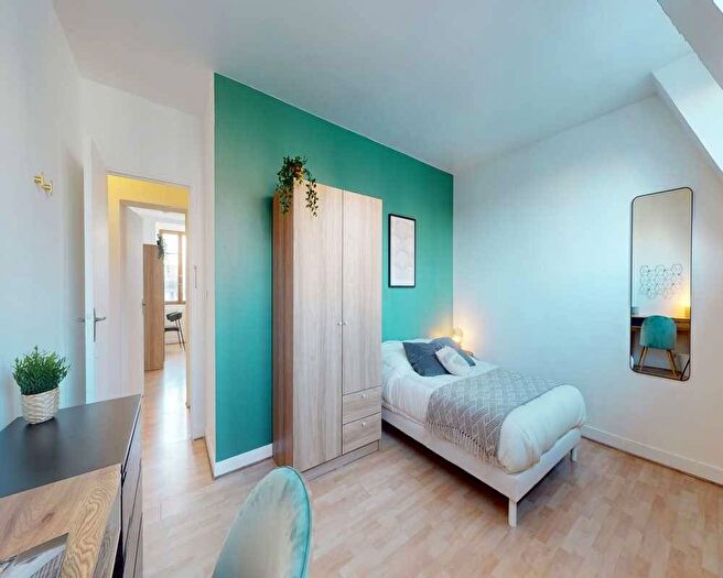 Appartement à louer - Hoche-Friedland, Paris ème arrondissement - 5 pièces - 5 chambres