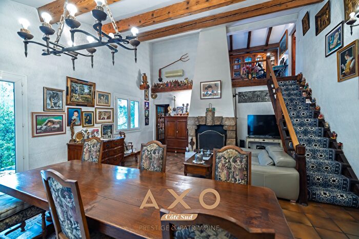 Maison à vendre - Gémenos - 7 pièces - 5 chambres