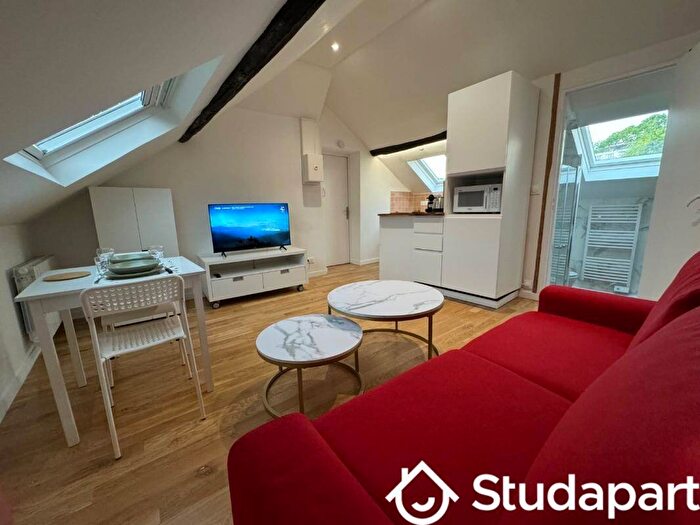 Appartement à louer - Saint Marc-Croix de Pierre-Saint Nicaise, Rouen - 1 pièce