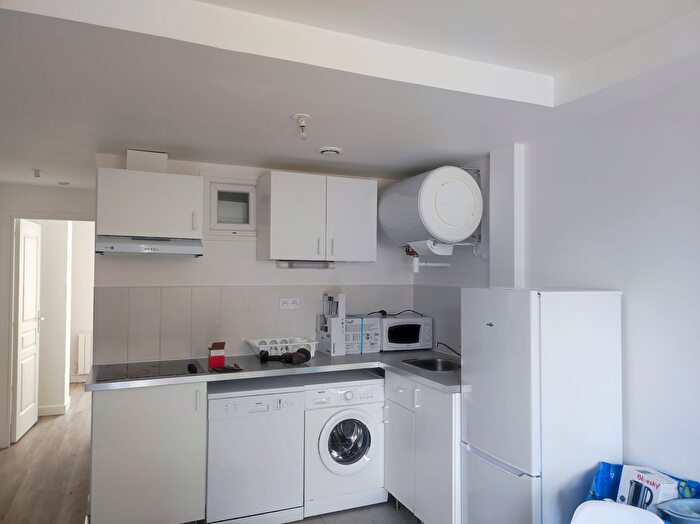 Appartement à louer - Vitry-sur-Seine, Les Ardoines - 3 pièces - 2 chambres