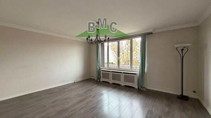 Appartement à louer - Saint Nicolas, Le Plessis-Bouchard - 4 pièces - 3 chambres