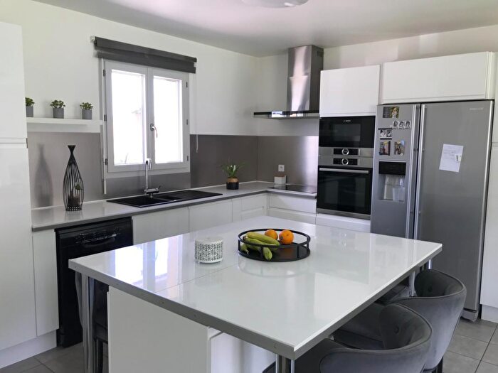 Maison 4 pièces à Cluny, à vendre