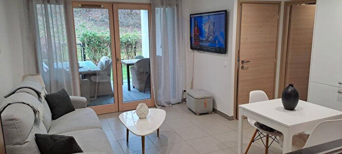 Appartement à louer - Divonne-les-Bains - 2 pièces - 1 chambre
