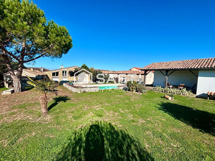 Maison à vendre - Pujols - 10 pièces - 7 chambres