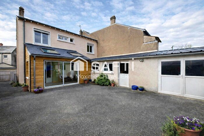 Maison à vendre - Déols - 5 pièces - 4 chambres