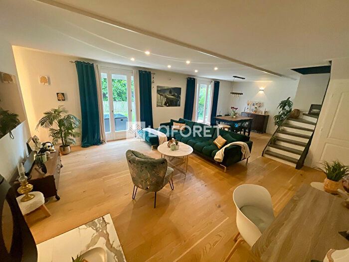 Maison à vendre - Morainvilliers - 6 pièces - 4 chambres