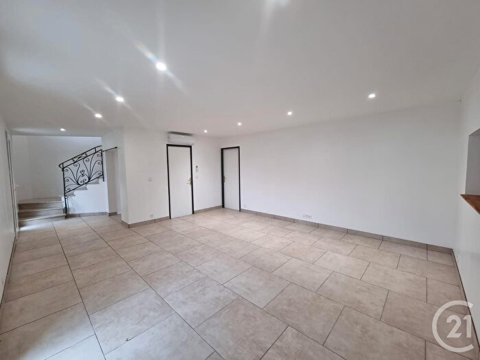 Maison 5 pièces à louer à Bazet