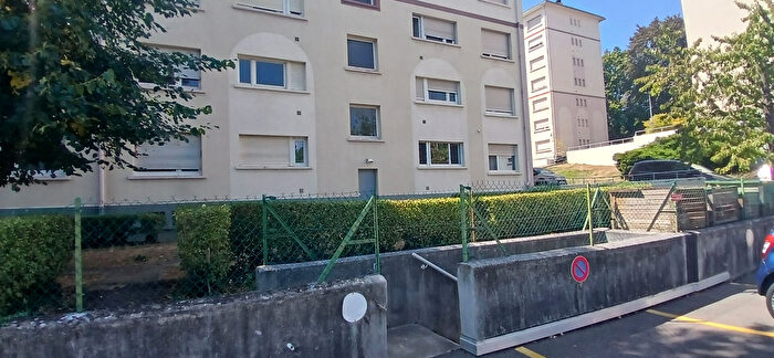 Appartement 5 pièces à Saint-Max, à vendre
