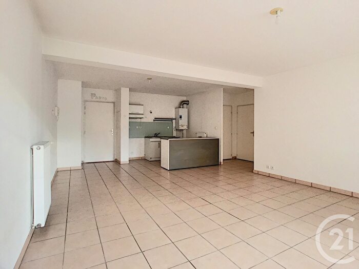 Appartement 2 pièces à Pont-sur-Yonne, à louer