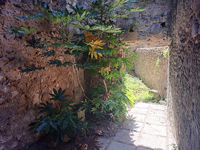 Maison 8 pièces à vendre - Roquefort