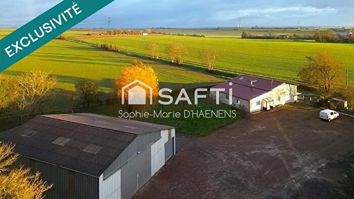 Maison à vendre - Cosne-Cours-sur-Loire - 6 pièces - 4 chambres