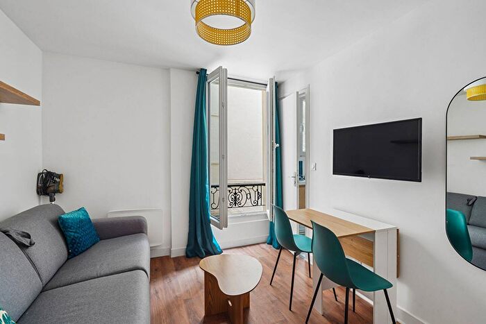 Belleville-Saint Maur, Paris 11ème arrondissement : Appartement 1 pièce à louer