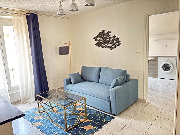 Appartement à louer - Narbonne, Egassieral - 1 pièce