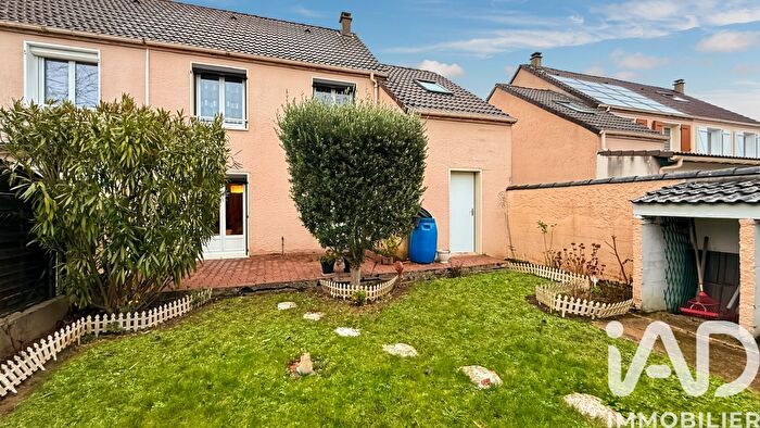 Maison à vendre - Lieusaint - 5 pièces - 3 chambres