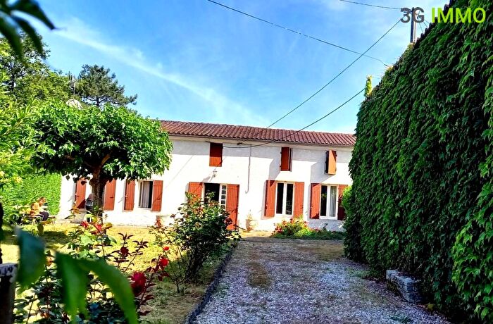 Maison à vendre - Teuillac - 5 pièces - 4 chambres