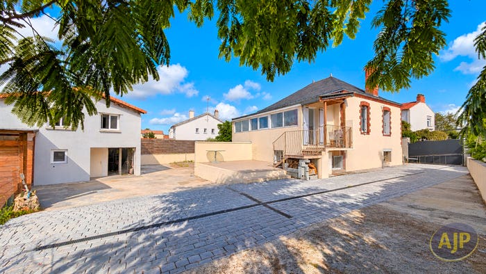 Maison 8 pièces à vendre à Aizenay