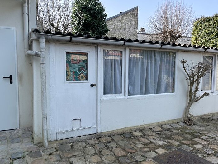 Appartement à vendre - Saint-Germain-en-Laye, Centre-ville, Quartiers forestiers - 1 pièce