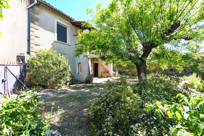 Maison à vendre - Uzès - 5 pièces - 3 chambres