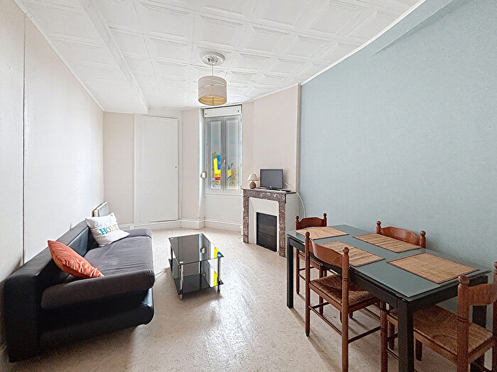 Auxerre, Saint-Julien, Saint-Amâtre : Appartement 2 pièces à louer