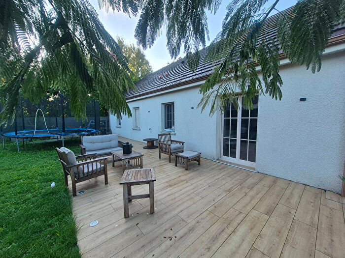 Maison à vendre - Rouvres-en-Plaine - 5 pièces - 3 chambres